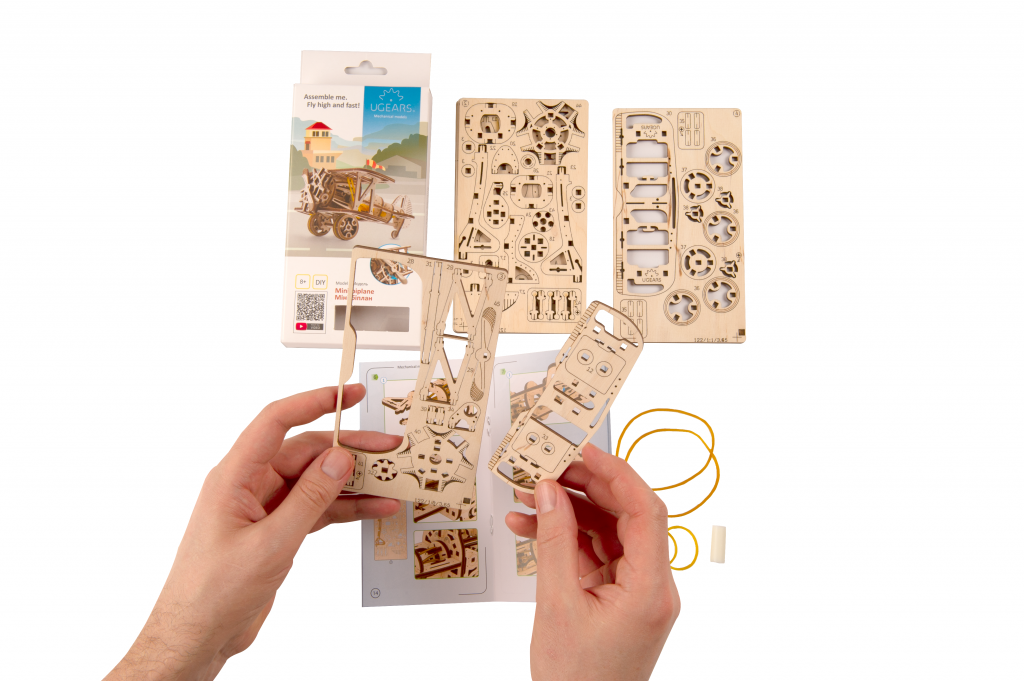 Mini-Biplan Ugears - Puzzle 3d en bois - UGEARS - MODELS